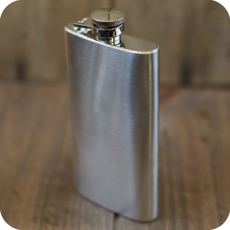 Small Stainless Steel Flasks for Alcoholic Beverage Storage