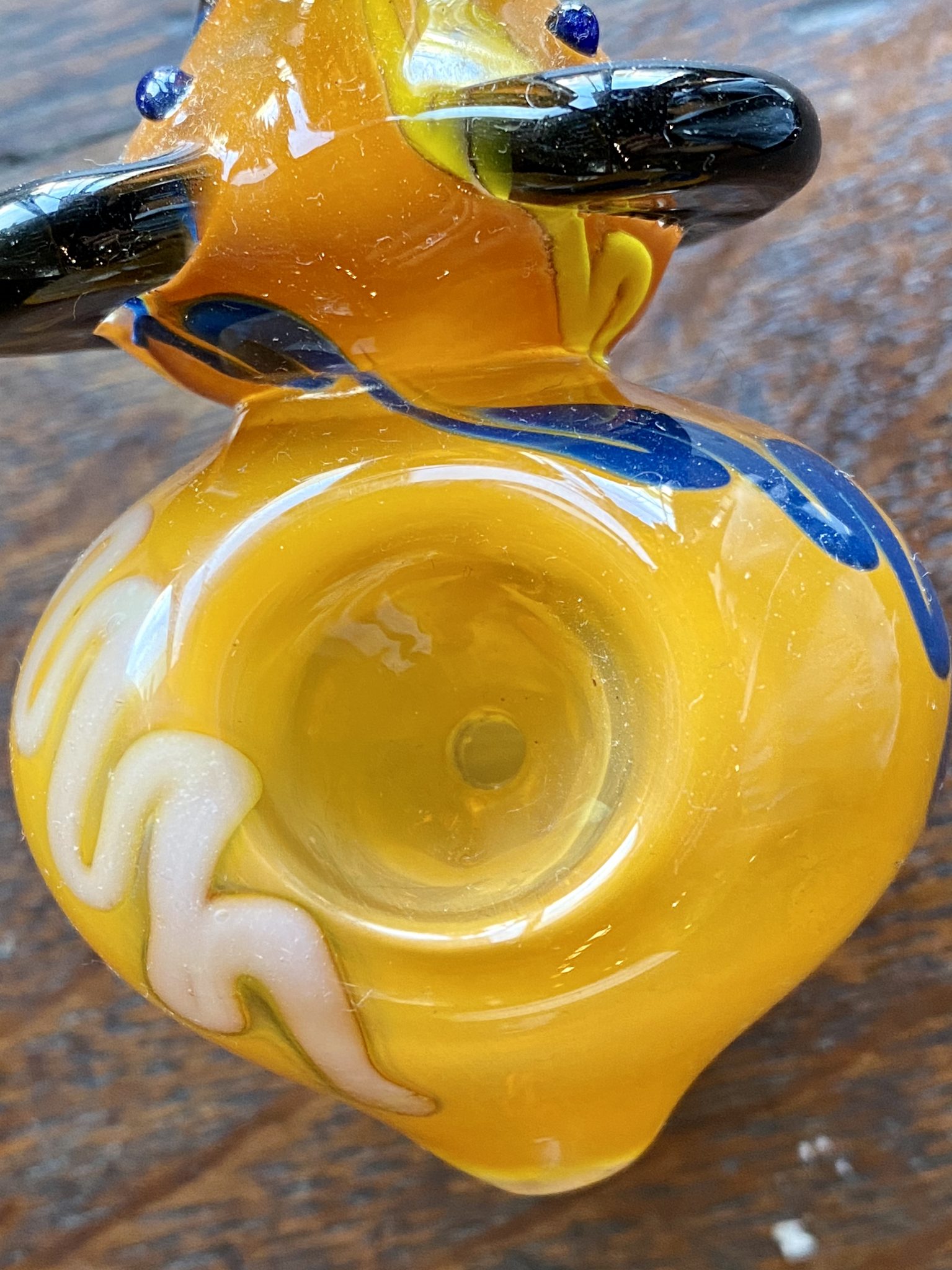 Mellow Yellow Elephant Pipe - Sunflower Pipes Brooklyn’s Best Smoke Shop